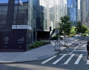 MTP Manhattan Cruise Parking Freedom Place South