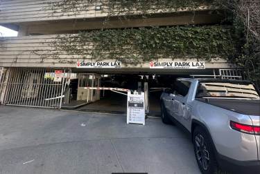 LAX Value Park